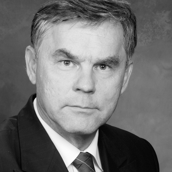 Mikko Kurtti kritisoi urakoitsijoiden liikevaihtovaatimuksia julkisissa ...