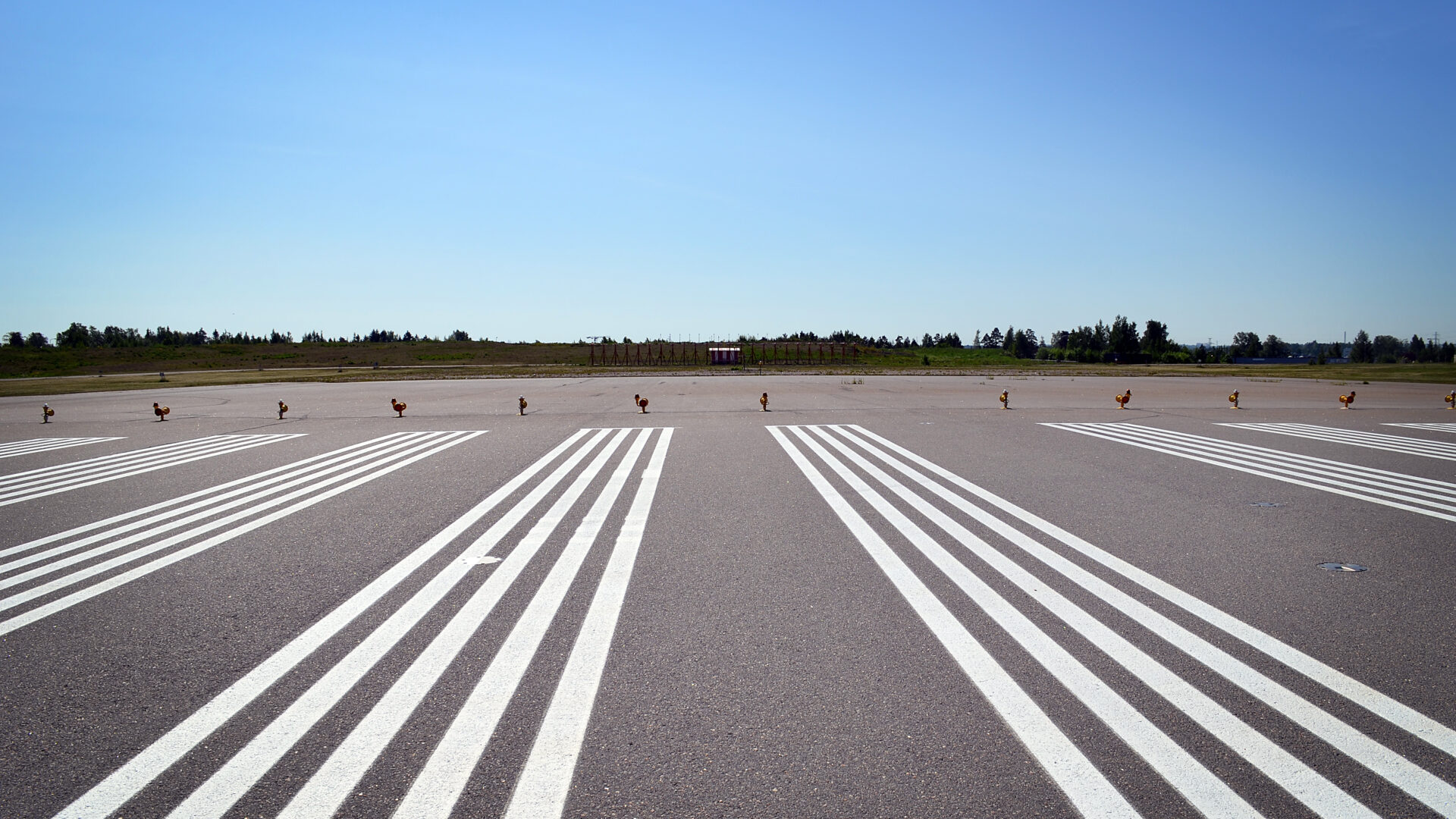 Peruskorjaus sulkee Helsinki-Vantaan yhden kiitotien kesällä ...
